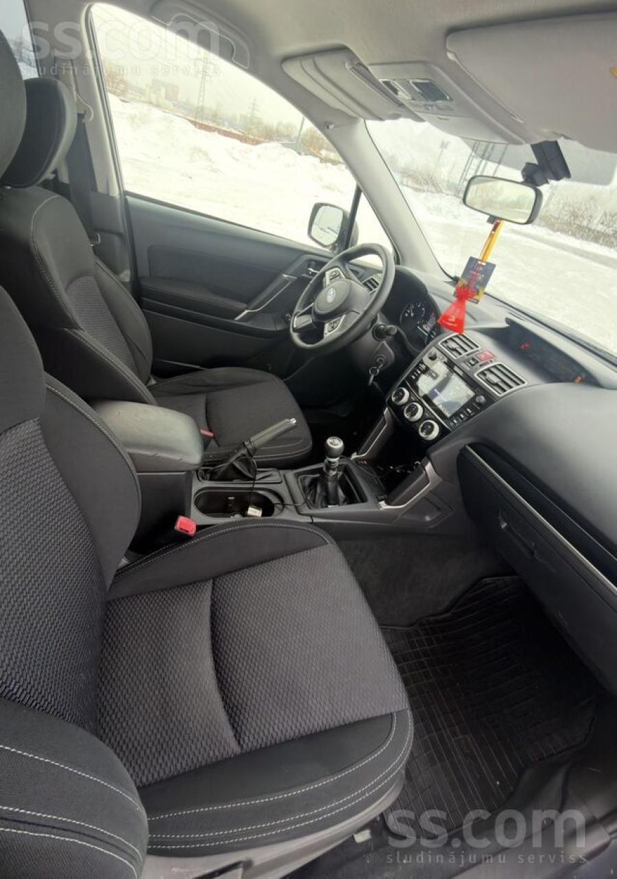 Melns Subaru Forester 2016 Rīga, ar dzinēja tilpumu 2.00 L un nobraukumu 209 tūkst. km par 11900 €, foto 11 vietnē AUTOMOTO.COM.LV