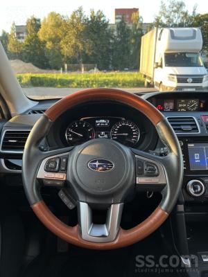 Black Subaru Forester 2016 in Riga, with an engine capacity of 2.00 L and mileage of 199 thousand km for 10100 €, photo 10 on AUTOMOTO.COM.LV
