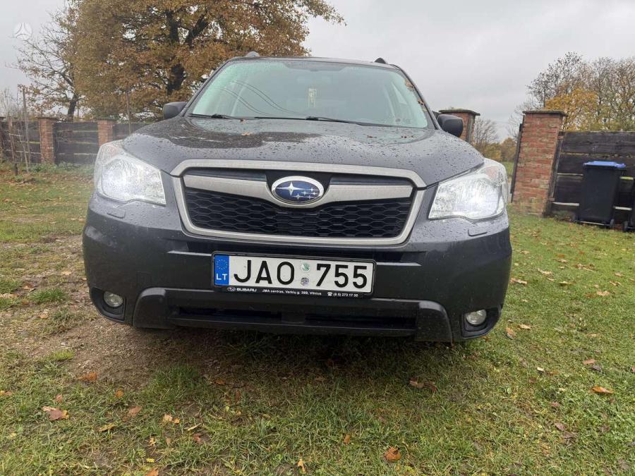 Melns Subaru Forester 2016 Plungė, ar dzinēja tilpumu 2.00 L un nobraukumu 160 tūkst. km par 7300 €, foto 3 vietnē AUTOMOTO.COM.LV