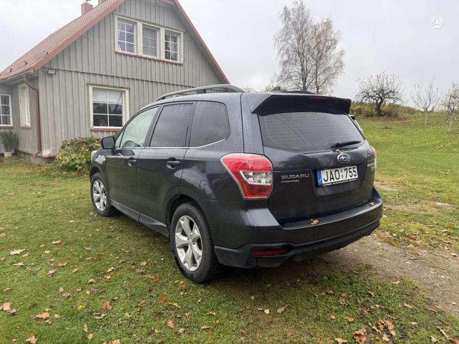 Melns Subaru Forester 2016 Plungė, ar dzinēja tilpumu 2.00 L un nobraukumu 160 tūkst. km par 7300 €, foto 8 vietnē AUTOMOTO.COM.LV