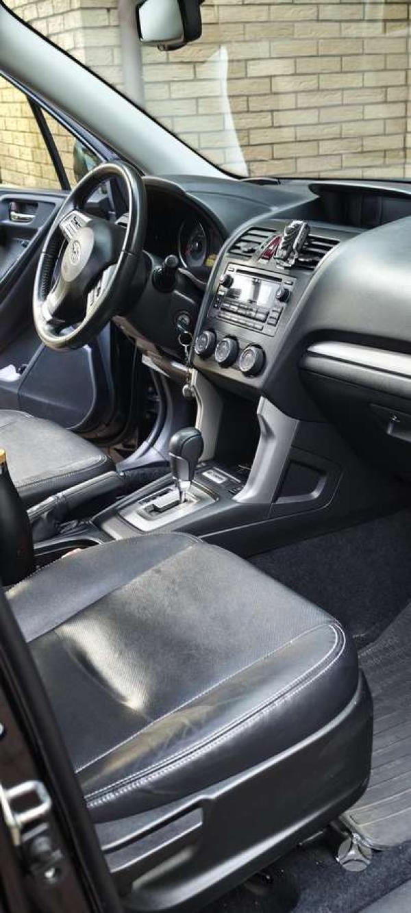 Subaru Forester 2016 in Kaunas on AUTOMOTO.COM.LV Black Subaru Forester 2016 in Kaunas, with an engine capacity of 2.50 L and mileage of 134 thousand km for 12800 €, photo 10 on AUTOMOTO.COM.LV