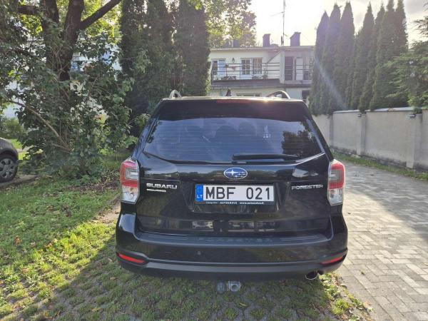 Black Subaru Forester 2016 in Vilnius, with an engine capacity of 2.00 L and mileage of 233 thousand km for 10500 €, photo 4 on AUTOMOTO.COM.LV