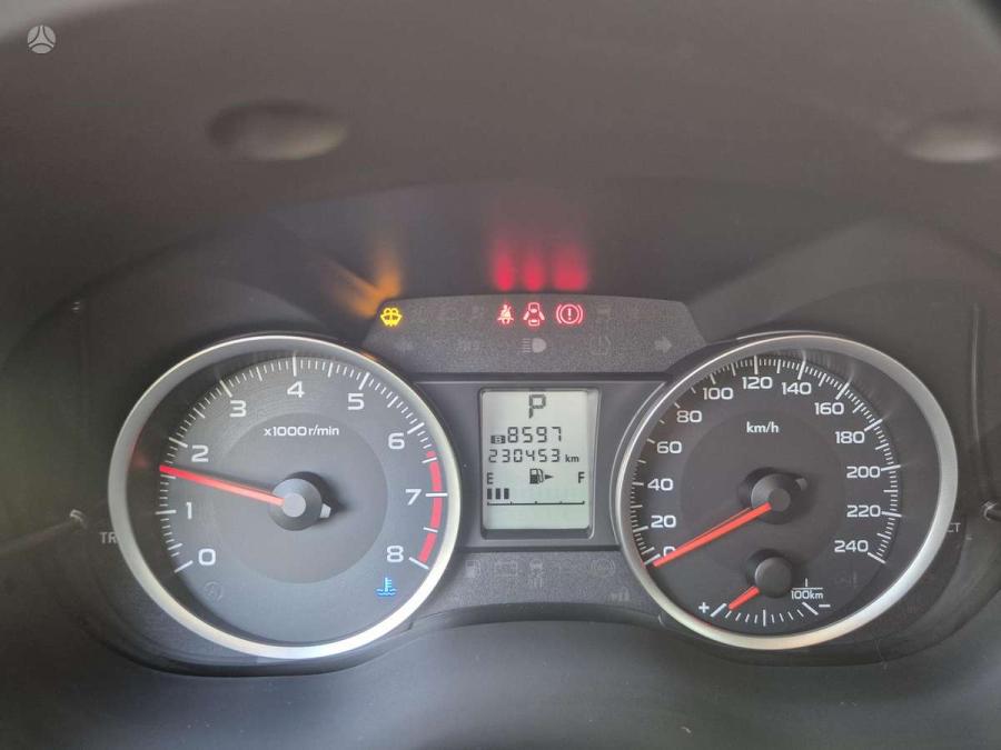Black Subaru Forester 2016 in Vilnius, with an engine capacity of 2.00 L and mileage of 233 thousand km for 10500 €, photo 18 on AUTOMOTO.COM.LV