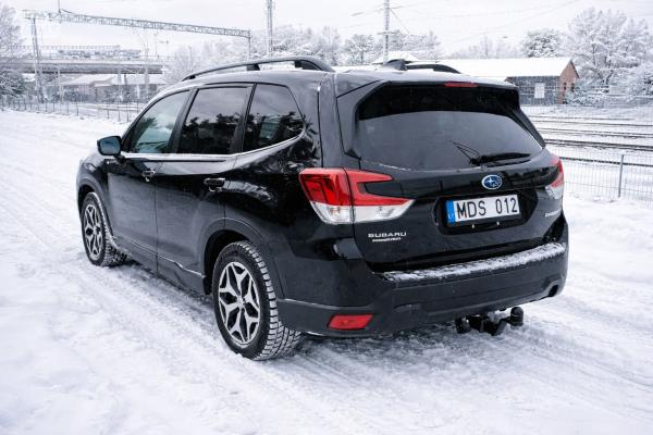 Melns Subaru Forester 2019 Šauļi, ar dzinēja tilpumu 2.50 L un nobraukumu 239 tūkst. km par 12500 €, foto 4 vietnē AUTOMOTO.COM.LV