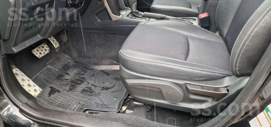 Black Subaru Forester 2019 in Riga, with an engine capacity of 2.00 L and mileage of 63 thousand km for 14100 €, photo 18 on AUTOMOTO.COM.LV