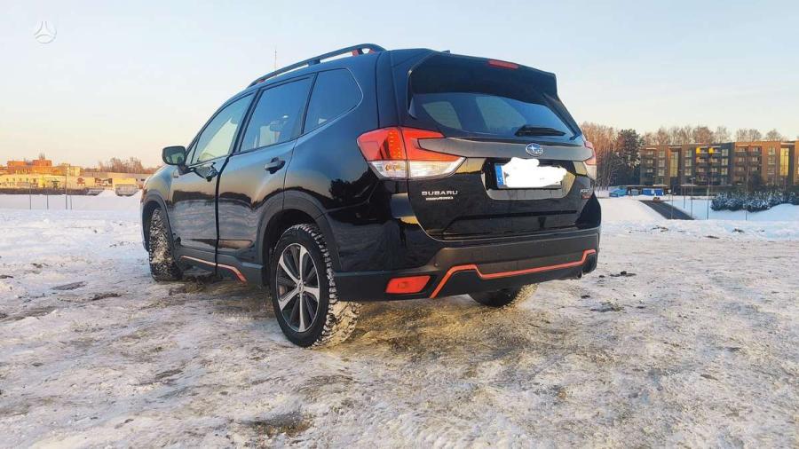 Black Subaru Forester 2020 in Vilnius, with an engine capacity of 2.00 L and mileage of 67 thousand km for 22500 €, photo 6 on AUTOMOTO.COM.LV