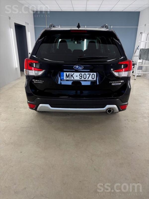Melns Subaru Forester 2020 Rīga, ar dzinēja tilpumu 2.00 L un nobraukumu 167 tūkst. km par 17000 €, foto 3 vietnē AUTOMOTO.COM.LV