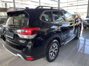 Black Subaru Forester 2021 in Klaipeda, with an engine capacity of 2.00 L and mileage of 193 thousand km for 20956 €, photo 3 on AUTOMOTO.COM.LV