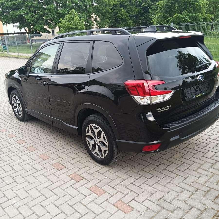 Black Subaru Forester 2024 in Radviliskis, with an engine capacity of 2.50 L and mileage of 21 thousand km for 19800 €, photo 7 on AUTOMOTO.COM.LV