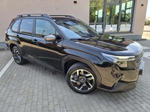 Black Subaru Forester 2025 in Utena, with an engine capacity of 2.00 L and mileage of 6 thousand km for 26500 €, photo 5 on AUTOMOTO.COM.LV