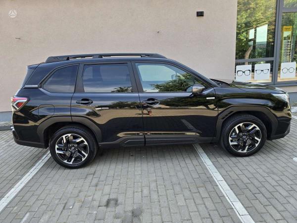 Black Subaru Forester 2025 in Utena, with an engine capacity of 2.00 L and mileage of 6 thousand km for 26500 €, photo 10 on AUTOMOTO.COM.LV