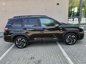 Black Subaru Forester 2025 in Utena, with an engine capacity of 2.00 L and mileage of 6 thousand km for 26500 €, photo 11 on AUTOMOTO.COM.LV