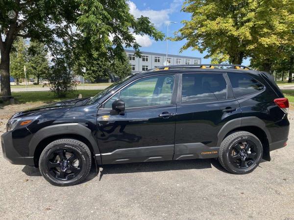 Melns Subaru Forester 2025 Šauļi, ar dzinēja tilpumu 2.50 L un nobraukumu 15 tūkst. km par 25300 €, foto 3 vietnē AUTOMOTO.COM.LV