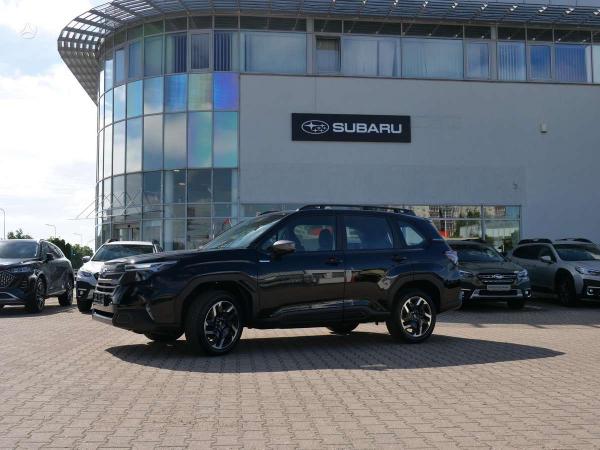 Black Subaru Forester 2026 in Kaunas, with an engine capacity of 2.00 L and mileage of 0 thousand km for 35900 €, photo 2 on AUTOMOTO.COM.LV