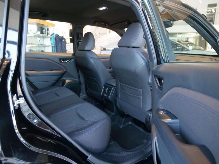 Black Subaru Forester 2026 in Kaunas, with an engine capacity of 2.00 L and mileage of 0 thousand km for 35900 €, photo 8 on AUTOMOTO.COM.LV