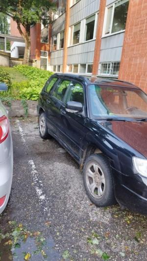 Melns Subaru Forester 2007 Rīga, ar dzinēja tilpumu 2.00 L un nobraukumu 323 tūkst. km par 400 €, foto 4 vietnē AUTOMOTO.COM.LV
