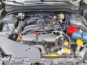 Black Subaru Forester 2016 in Rietavas, with an engine capacity of 2.50 L and mileage of 214 thousand km for 7200 €, photo 7 on AUTOMOTO.COM.LV