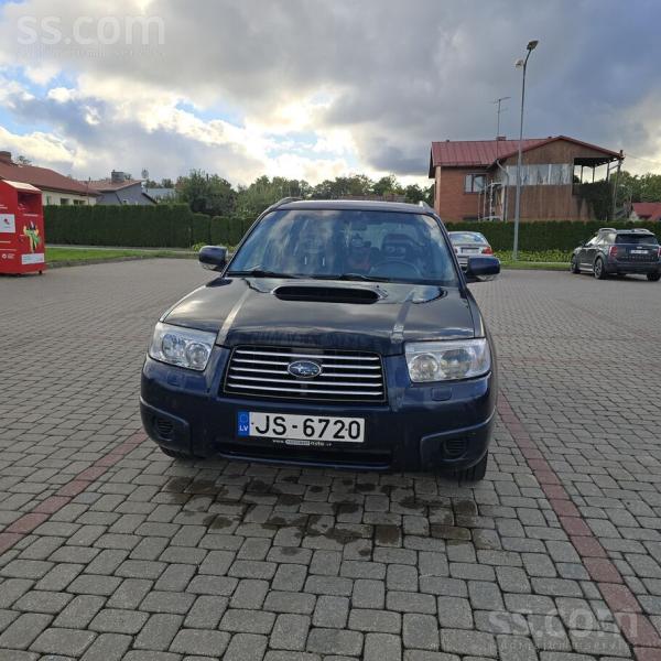 Melns Subaru Forester 2008 Cēsis, ar dzinēja tilpumu 2.00 L un nobraukumu 543 tūkst. km par 850 €, foto 6 vietnē AUTOMOTO.COM.LV