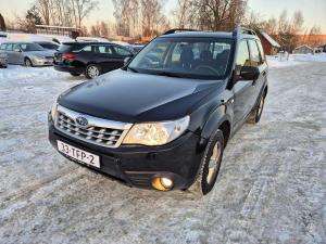 Melns Subaru Forester 2012 Utena, ar dzinēja tilpumu 2.00 L un nobraukumu 214 tūkst. km par 6300 €, foto  vietnē AUTOMOTO.COM.LV