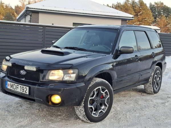 Melns Subaru Forester 2004 Šilutė, ar dzinēja tilpumu 2.50 L un nobraukumu 290 tūkst. km par 3750 €, foto 4 vietnē AUTOMOTO.COM.LV