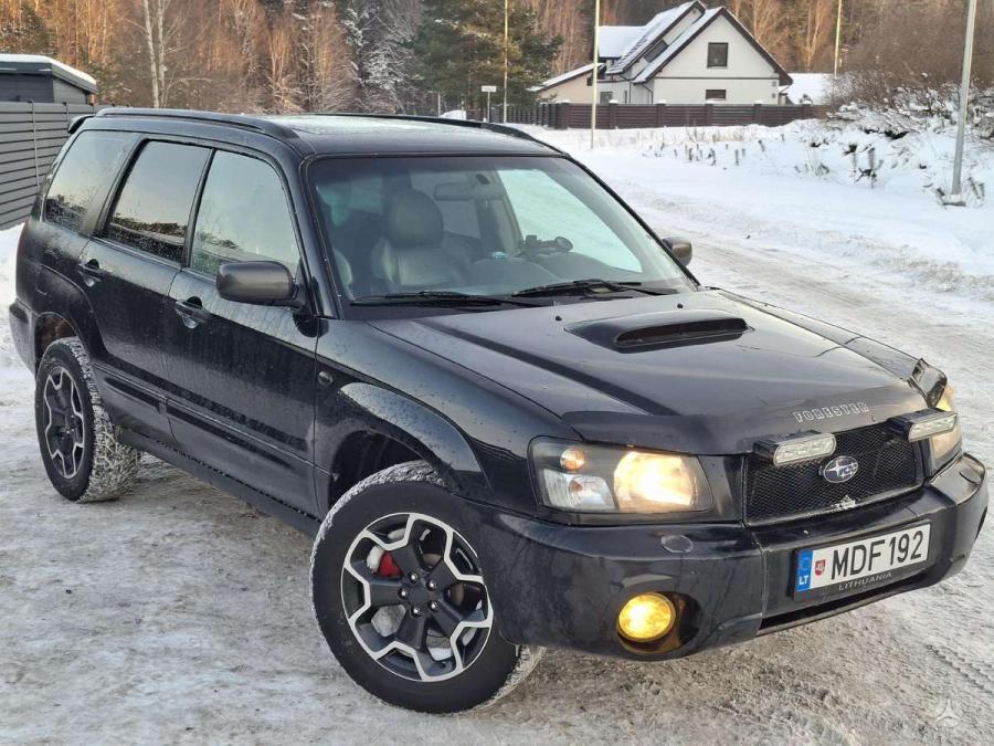 Melns Subaru Forester 2004 Šilutė, ar dzinēja tilpumu 2.50 L un nobraukumu 290 tūkst. km par 3750 €, foto 5 vietnē AUTOMOTO.COM.LV