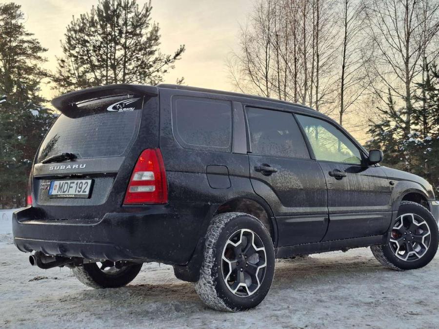 Melns Subaru Forester 2004 Šilutė, ar dzinēja tilpumu 2.50 L un nobraukumu 290 tūkst. km par 3750 €, foto 11 vietnē AUTOMOTO.COM.LV