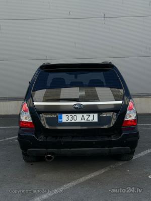 Black Subaru Forester 2006 in Tartu, with an engine capacity of 2.50 L and mileage of 260 thousand km for 3500 €, photo 6 on AUTOMOTO.COM.LV