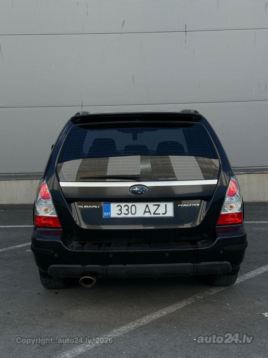 Black Subaru Forester 2006 in Tartu, with an engine capacity of 2.50 L and mileage of 260 thousand km for 3500 €, photo 6 on AUTOMOTO.COM.LV