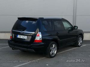 Black Subaru Forester 2006 in Tartu, with an engine capacity of 2.50 L and mileage of 260 thousand km for 3500 €, photo 7 on AUTOMOTO.COM.LV