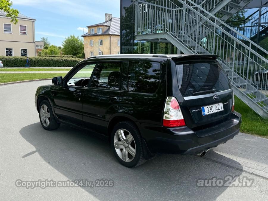 Black Subaru Forester 2006 in Tartu, with an engine capacity of 2.50 L and mileage of 260 thousand km for 2200 €, photo 7 on AUTOMOTO.COM.LV