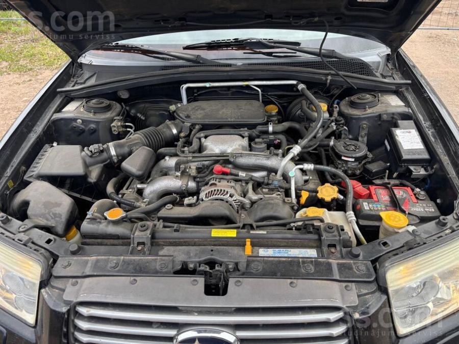 Black Subaru Forester 2006 in Daugavpils, with an engine capacity of 2.00 L and mileage of 180 thousand km for 1200 €, photo 4 on AUTOMOTO.COM.LV