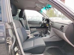 Melns Subaru Forester 2006 Tallina, ar dzinēja tilpumu 2.00 L un nobraukumu 159 tūkst. km par 999 €, foto 7 vietnē AUTOMOTO.COM.LV