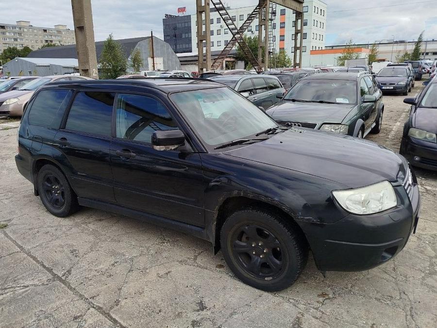 Melns Subaru Forester 2006 Tallina, ar dzinēja tilpumu 2.00 L un nobraukumu 159 tūkst. km par 999 €, foto 9 vietnē AUTOMOTO.COM.LV