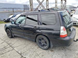 Melns Subaru Forester 2006 Tallina, ar dzinēja tilpumu 2.00 L un nobraukumu 159 tūkst. km par 999 €, foto 12 vietnē AUTOMOTO.COM.LV