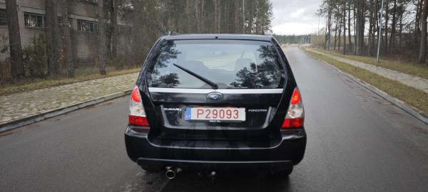 Melns Subaru Forester 2007 Varėna, ar dzinēja tilpumu 2.50 L un nobraukumu 283 tūkst. km par 4500 €, foto 6 vietnē AUTOMOTO.COM.LV