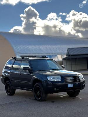Melns Subaru Forester 2008 Mažeikiai, ar dzinēja tilpumu 2.00 L un nobraukumu 300 tūkst. km par 2900 €, foto 7 vietnē AUTOMOTO.COM.LV