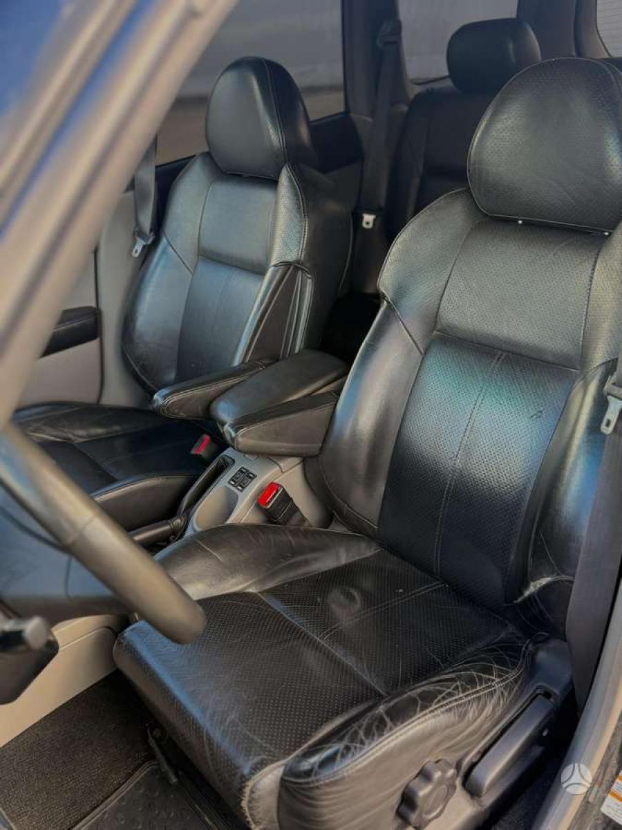 Melns Subaru Forester 2008 Mažeikiai, ar dzinēja tilpumu 2.00 L un nobraukumu 300 tūkst. km par 2900 €, foto 11 vietnē AUTOMOTO.COM.LV