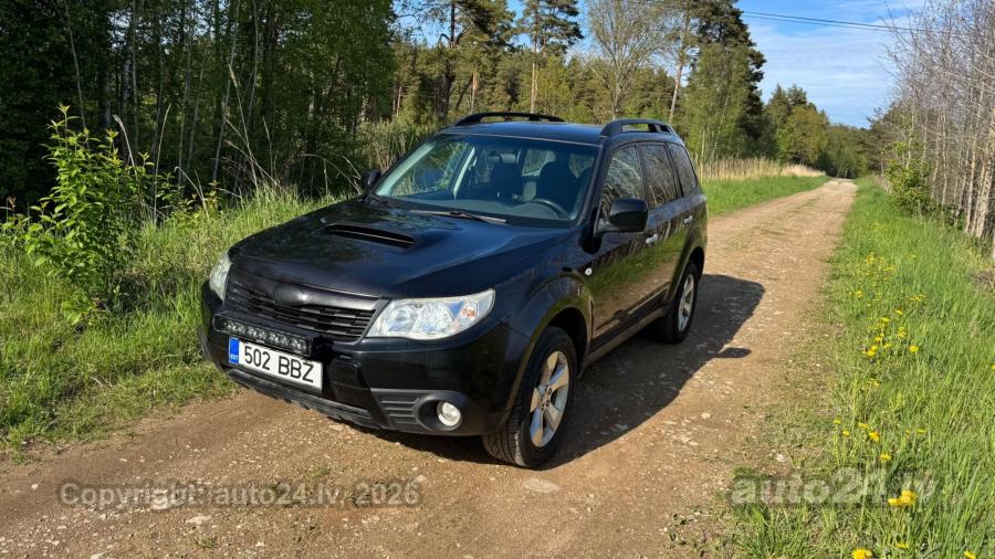 Melns Subaru Forester 2009 Tallina, ar dzinēja tilpumu 2.50 L un nobraukumu 263 tūkst. km par 4900 €, foto 3 vietnē AUTOMOTO.COM.LV