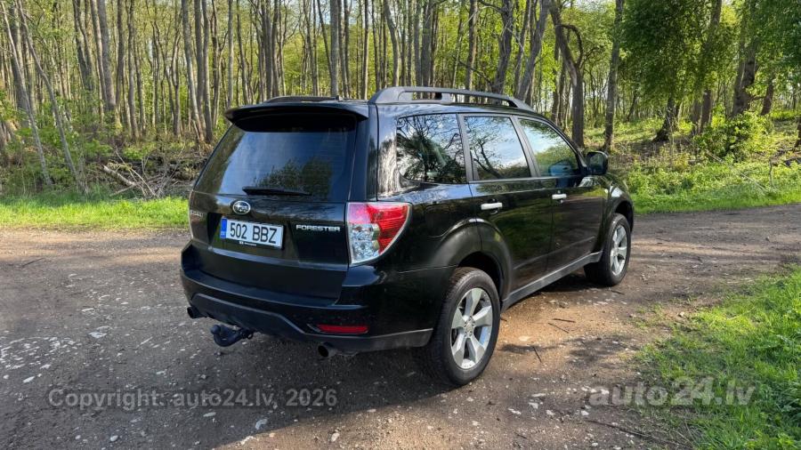 Melns Subaru Forester 2009 Tallina, ar dzinēja tilpumu 2.50 L un nobraukumu 263 tūkst. km par 4900 €, foto 4 vietnē AUTOMOTO.COM.LV
