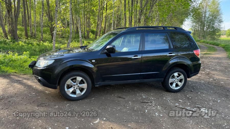 Melns Subaru Forester 2009 Tallina, ar dzinēja tilpumu 2.50 L un nobraukumu 263 tūkst. km par 4900 €, foto 6 vietnē AUTOMOTO.COM.LV