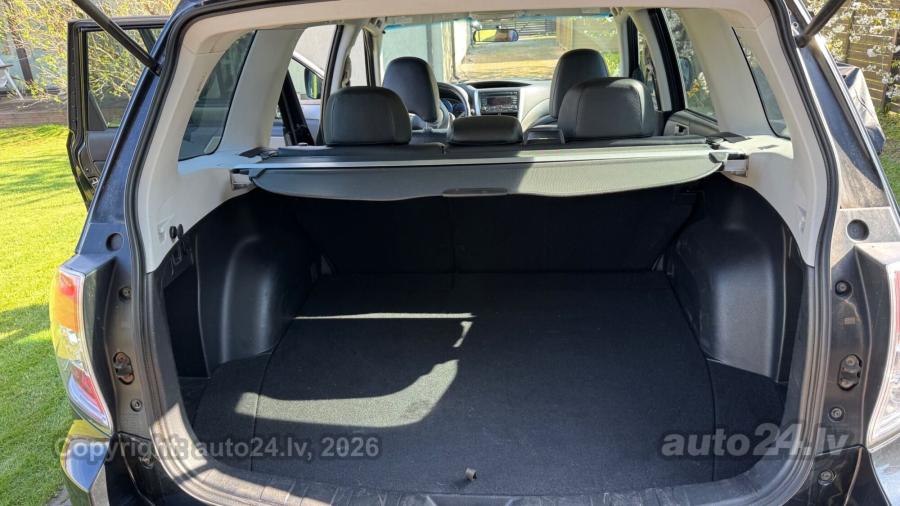 Melns Subaru Forester 2009 Tallina, ar dzinēja tilpumu 2.50 L un nobraukumu 263 tūkst. km par 4900 €, foto 13 vietnē AUTOMOTO.COM.LV
