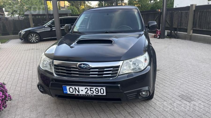 Melns Subaru Forester 2010 Jūrmala, ar dzinēja tilpumu 2.00 L un nobraukumu 270 tūkst. km par 4300 €, foto 1 vietnē AUTOMOTO.COM.LV
