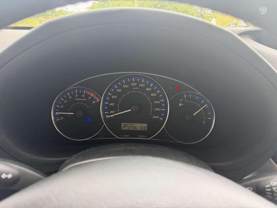 Black Subaru Forester 2010 in Druskininkai, with an engine capacity of 2.50 L and mileage of 236 thousand km for 4590 €, photo 17 on AUTOMOTO.COM.LV