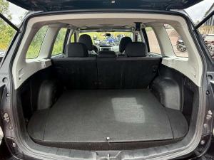 Black Subaru Forester 2010 in Druskininkai, with an engine capacity of 2.50 L and mileage of 236 thousand km for 4590 €, photo 20 on AUTOMOTO.COM.LV