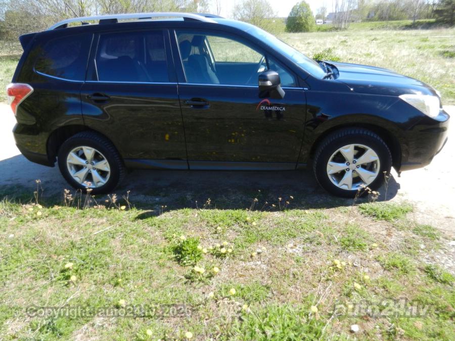 Black Subaru Forester 2015 in Tallinn, with an engine capacity of 2.00 L and mileage of 232 thousand km for 9500 €, photo 4 on AUTOMOTO.COM.LV