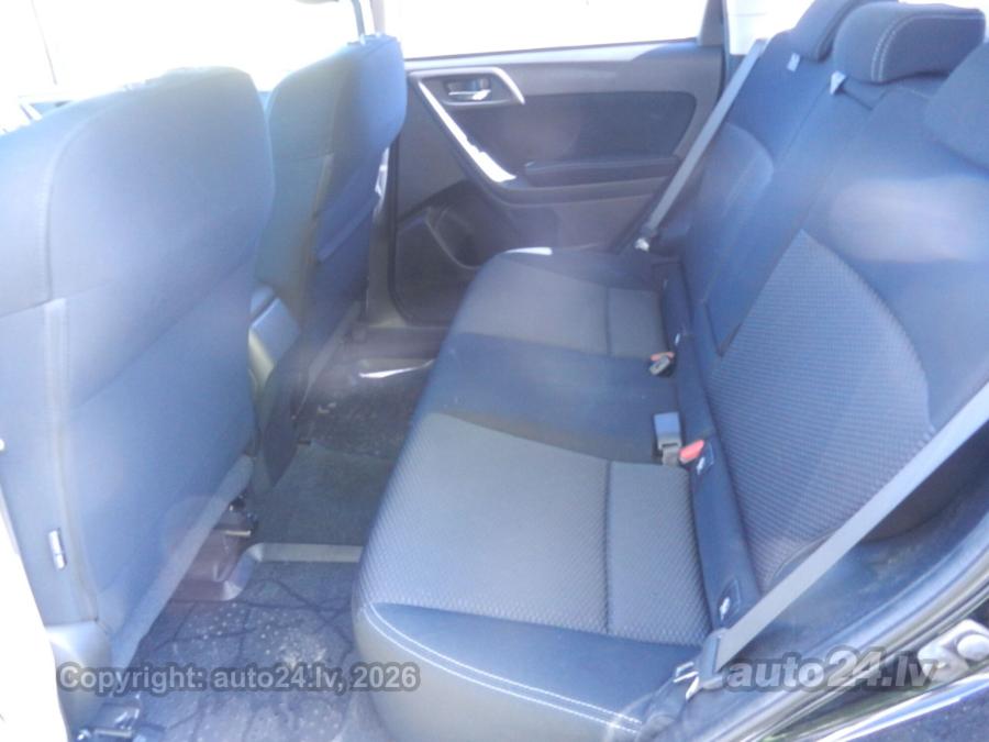 Black Subaru Forester 2015 in Tallinn, with an engine capacity of 2.00 L and mileage of 232 thousand km for 9500 €, photo 11 on AUTOMOTO.COM.LV