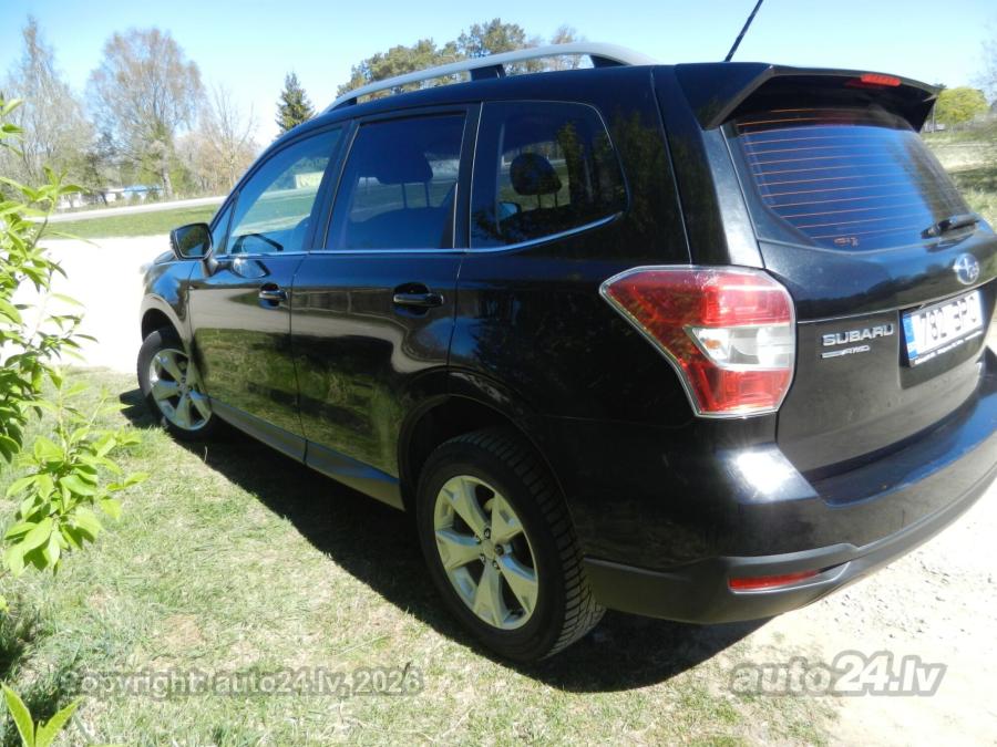 Black Subaru Forester 2015 in Tallinn, with an engine capacity of 2.00 L and mileage of 232 thousand km for 9500 €, photo 17 on AUTOMOTO.COM.LV
