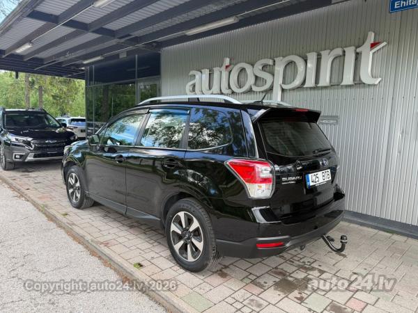 Melns Subaru Forester 2017 Tallina, ar dzinēja tilpumu 2.00 L un nobraukumu 148 tūkst. km par 14990 €, foto 3 vietnē AUTOMOTO.COM.LV
