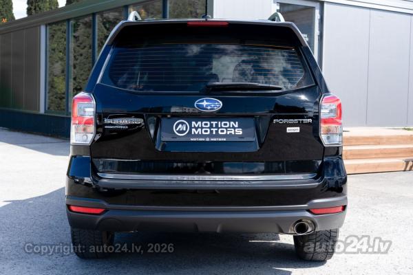 Melns Subaru Forester 2017 Tallina, ar dzinēja tilpumu 2.00 L un nobraukumu 142 tūkst. km par 14990 €, foto 4 vietnē AUTOMOTO.COM.LV