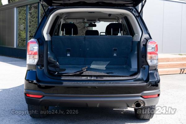 Melns Subaru Forester 2017 Tallina, ar dzinēja tilpumu 2.00 L un nobraukumu 142 tūkst. km par 14990 €, foto 5 vietnē AUTOMOTO.COM.LV
